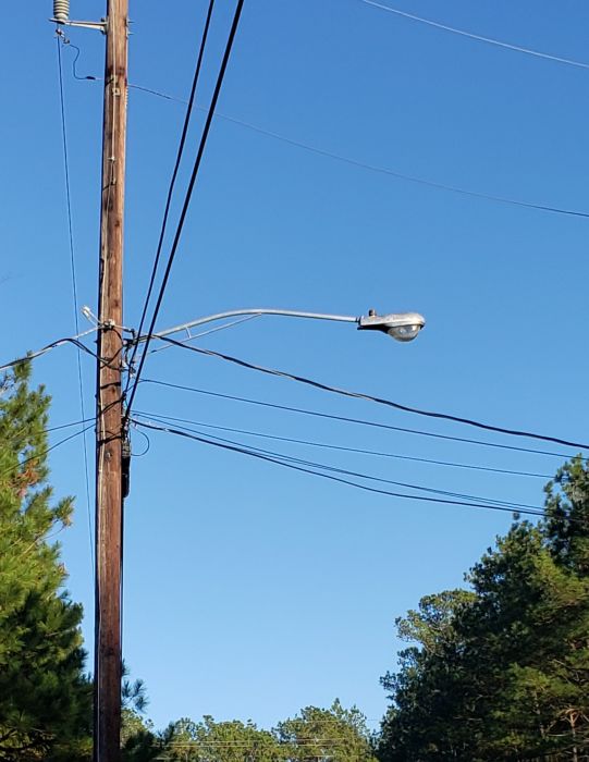 American Streetlights - AEL 113 100w HPS streetlight - Gallery of Lights